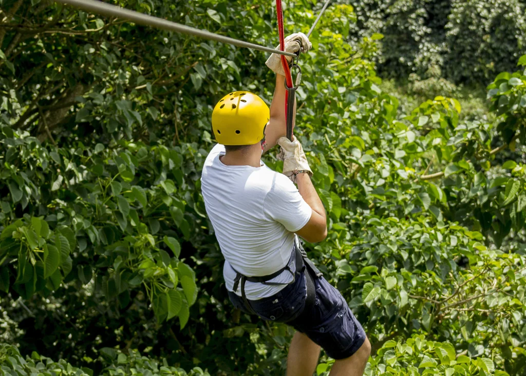 Infalible Canopy Tour Bosques del Sáman 2025